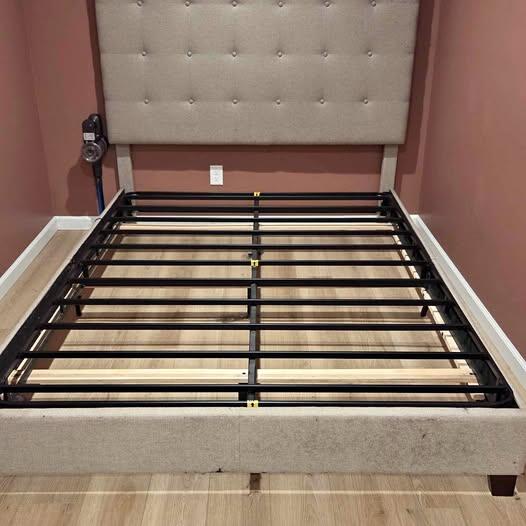 🎁 Freebies Up for Grabs in Chanhassen — Furniture & More - NewsBreak
