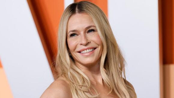 Chelsea Handler Reveals ‘Cheap’ Chef Who Took Her on Bad Date - NewsBreak
