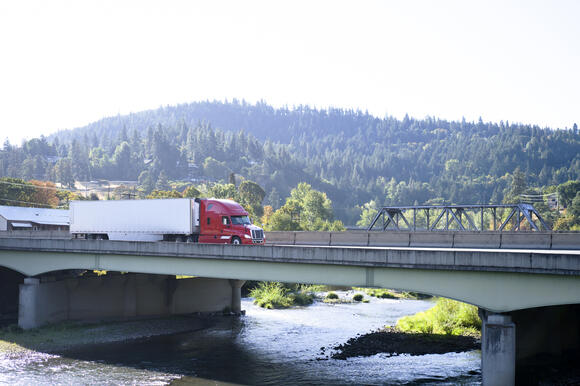 FTR: Trailer orders rise 77% in October - NewsBreak