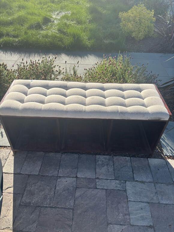 🎁 Free Items Around Menlo Park — Tanks, Furniture & More - NewsBreak