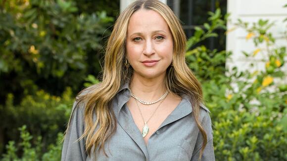 Jennifer Meyer Announces Pregnancy at 48 - NewsBreak