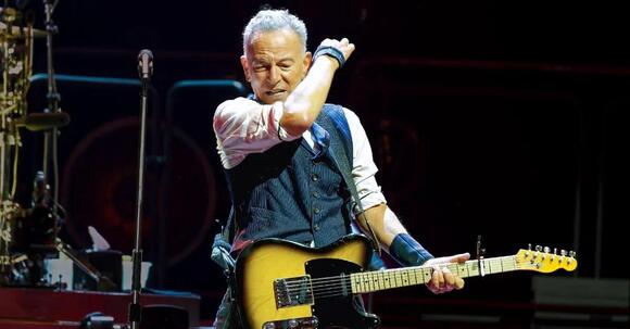 EXCLUSIVE: Stars' Secret Health Shockers — Discover Which Ailing A ...