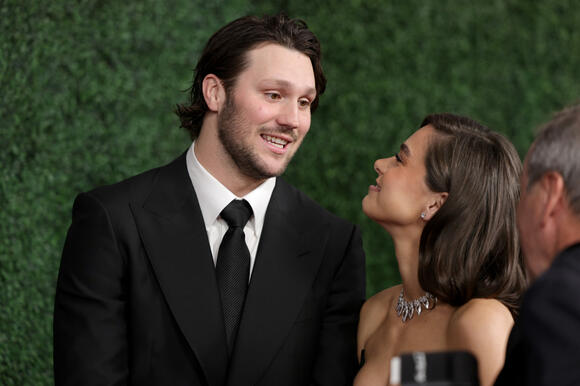 Buffalo Bills QB Josh Allen Shares Cute Pregame Tradition With Wife ...