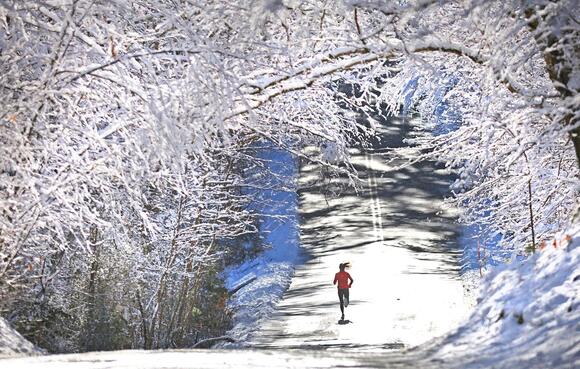 Brrr! See photos as extreme cold covers most of the US - NewsBreak