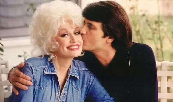 Dolly Parton's sister gives funeral update after singer's husband Carl ...