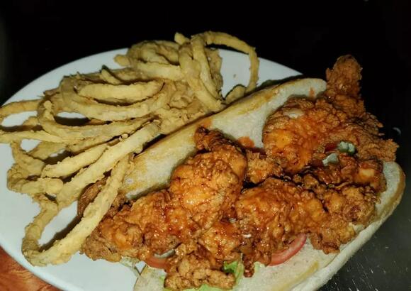 New Fish and Chicken Restaurant Opens in Derry - NewsBreak