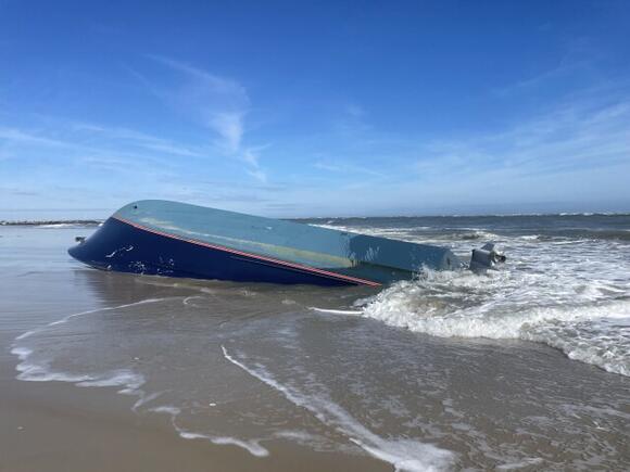 Boat washes ashore in Outer Banks following deadly incident near Oregon ...