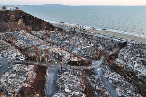 California’s Palisades and Eaton fires both 100 percent contained —three weeks after erupting ...