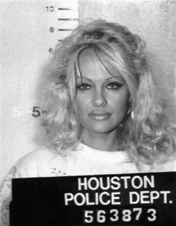 20 Mugshots of Famous Actresses from the 1970s-1990s - NewsBreak
