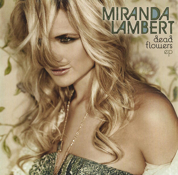 Miranda Lambert Grieving Two Heartbreaking Losses – Her Mini Horses ...