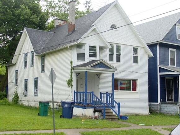Child struck by stray bullet after domestic dispute led to a scuffle ...