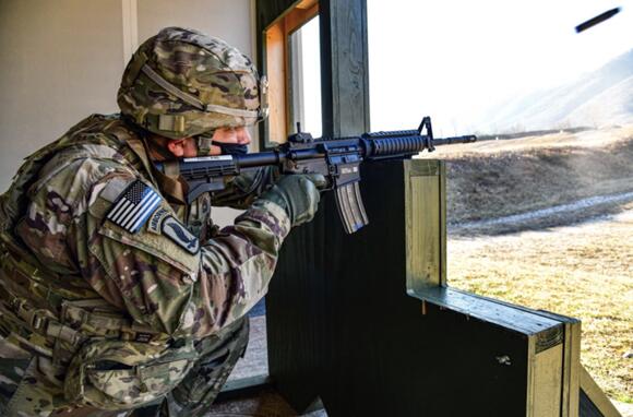 Designed to replace the M4, the XM7 is the new standard issue rifle of ...