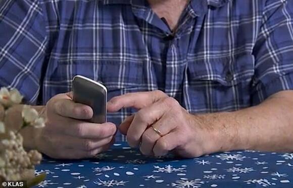 Phone scam victim reveals clever tricks he now uses to stop thieves ...