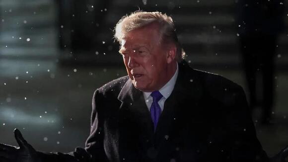 Jeffrey Epstein Claimed 'Some' of Donald Trump's Friends Were Concerned ...