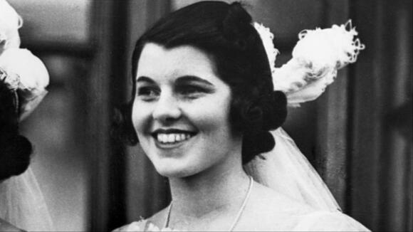 Pretty Little Liars Star To Play JFK’s Sister in New Rosemary Biopic ...