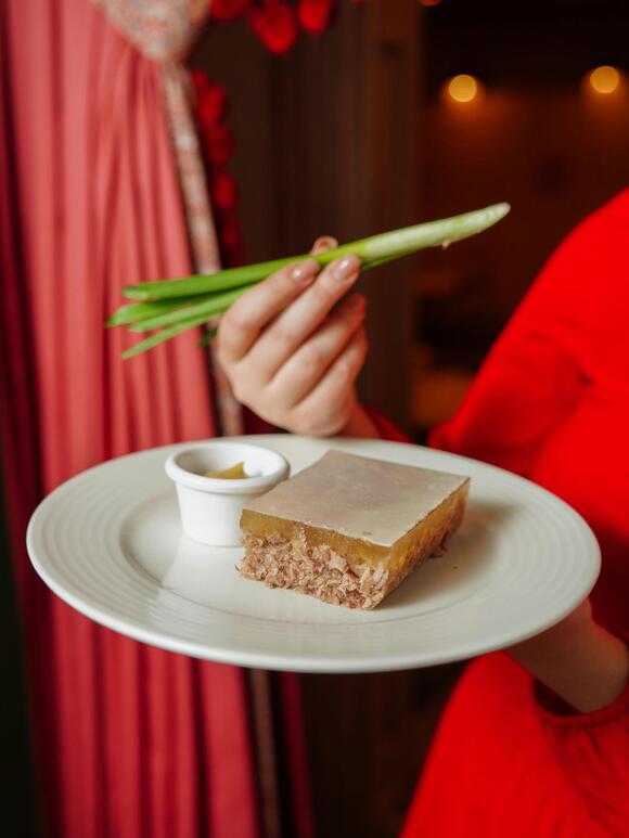 8 British Foods That Americans Tried for the First Time in 2026 and the ...