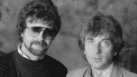 Richard Tandy, Electric Light Orchestra Keyboardist, Dead at 76 - NewsBreak