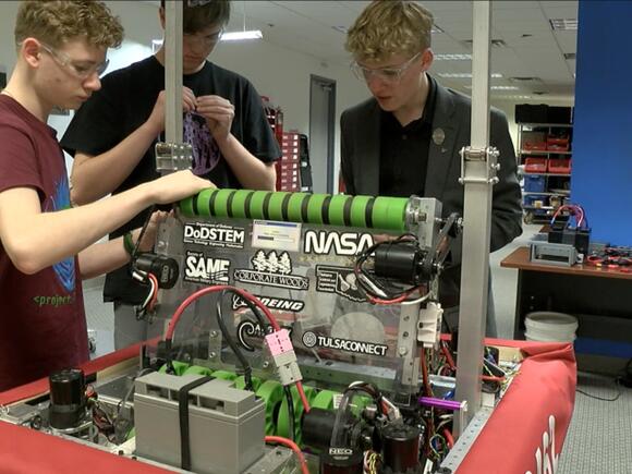 Tulsa Robotics Center opens, volunteers hope to teach children STEM ...