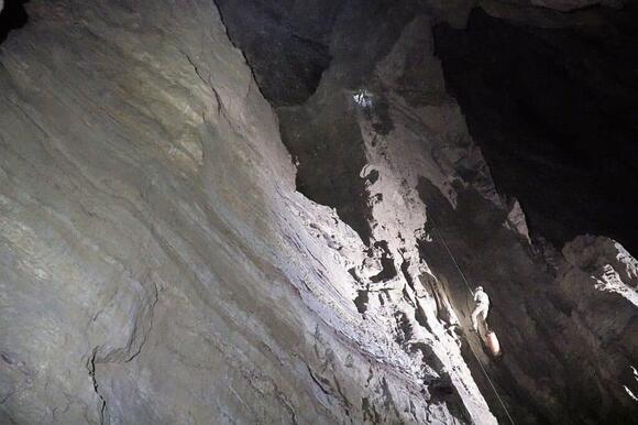 The World’s 10 Most Dangerous Caves to Explore - NewsBreak