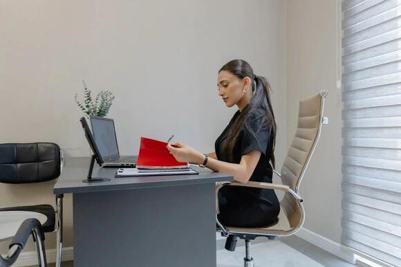 Why “Quiet Ambition” Is the Top Workplace Trend of 2026 - NewsBreak
