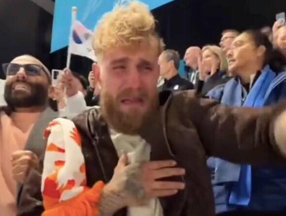 Jake Paul and fiancee in touching display of affection after Olympics ...