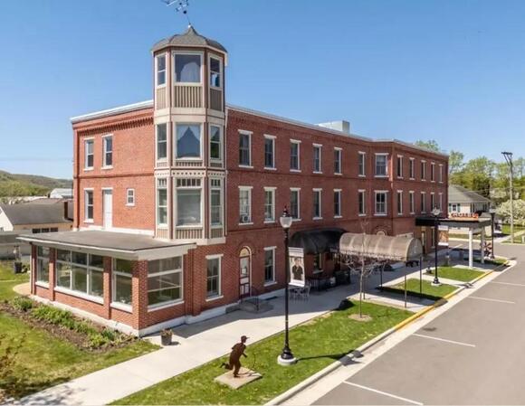 Owatonna Police Identify Victim of Fatal Train Accident - NewsBreak