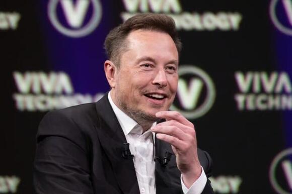 SpaceX Is 30% Overvalued, 'Dean Of Valuation' Says: Why He's Not Buying ...