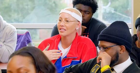 What Happened Between Amber Rose & Joseline Hernandez? Fight Video ...