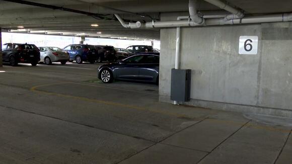 Commuters complain about lack of parking spots at Stamford train ...