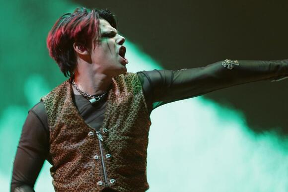 Yungblud cancels tour dates due to health issues - NewsBreak