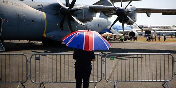 RAF runway melts in record-breaking heat and Twitter melted down ...