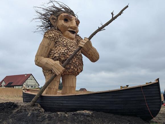 Danish Artist Thomas Dambo Unveils 20-Foot Troll Near Elk Horn - NewsBreak