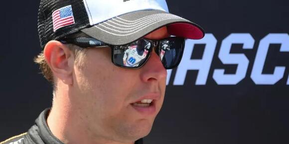 Kevin Harvick broaches ‘tough conversation’ surrounding Brad Keselowski ...