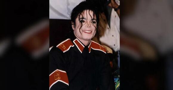 Paris Jackson saved dad Michael from ‘nearly’ dying in 2003 - NewsBreak