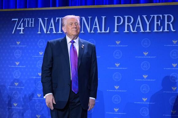 Trump questions how people of faith could vote for Democrats at Prayer ...