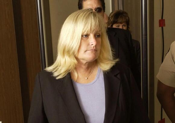 What happened with Michael Jackson and Debbie Rowe? Complicated history ...