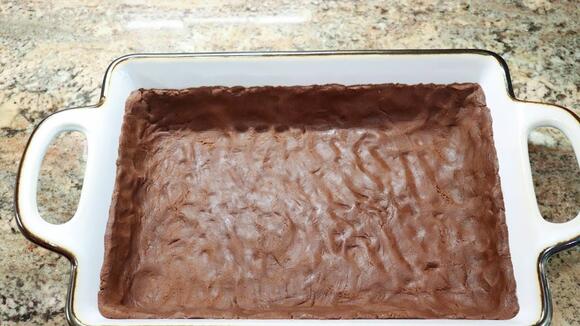Need An Easy Semi-homemade Dessert? Chocolate Cheesecake Using Cake Mix ...