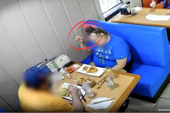 Shocking Video Shows 2 Houston Diners Staging a Food Scam - NewsBreak