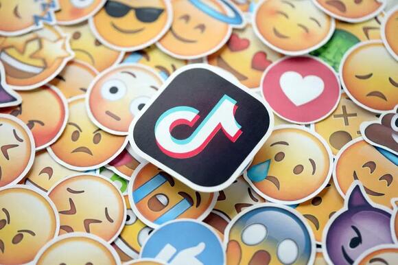 The “TikTok-to-Table” Trend: How Social Media Videos Are Becoming the ...