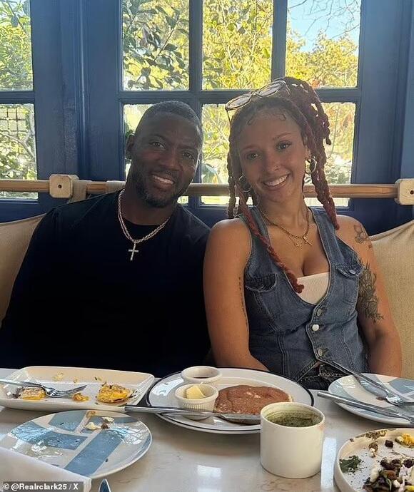 'Hypocrite' Ryan Clark reveals biracial daughter after ripping Robert ...