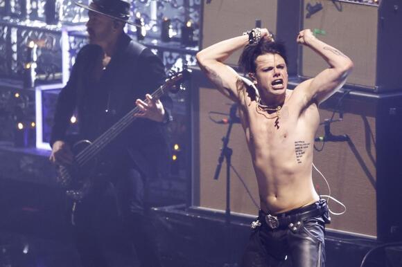Yungblud cancels tour dates due to health issues - NewsBreak