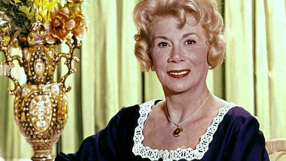 The Tragic Final Days of 'Petticoat Junction' Star Bea Benaderet (Betty ...