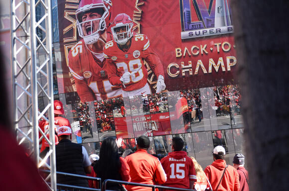 Fan footprint goes red: KC-built tech estimates crowd size at Chiefs ...