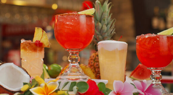 Red Robin Debuts New Summer Drink Menu for 2026 - NewsBreak