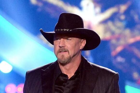 These 36 Country Singers Have Battled Cancer - NewsBreak