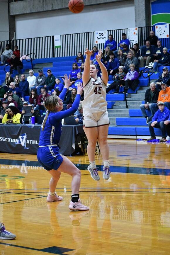 Elba advances to Final Four in Girls Basketball - NewsBreak