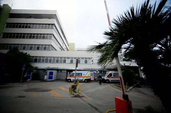 Christmas tragedy as mother and daughter die hours apart after ...