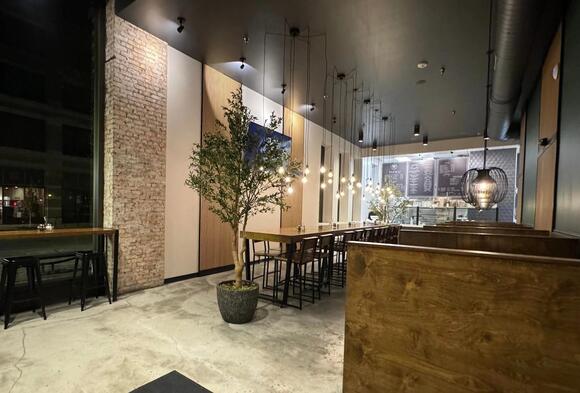 Brain & Courtlin Kick Off 2026 Listener Lunch At a Brand New Restaurant ...