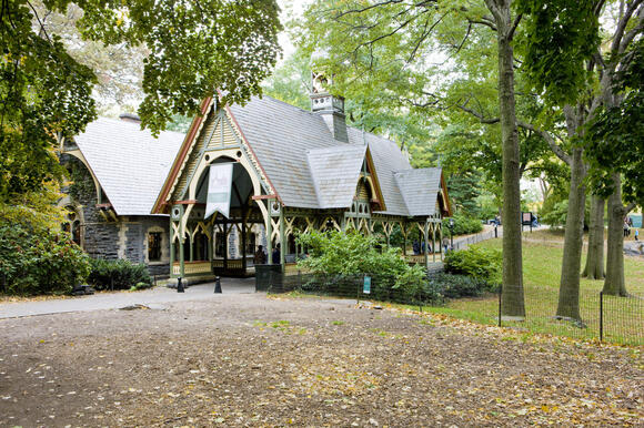 Ways To Explore Historic Neighborhoods - NewsBreak