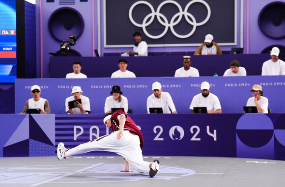 Viral breakdancer Raygun speaks out on 'devastating hate' after ...